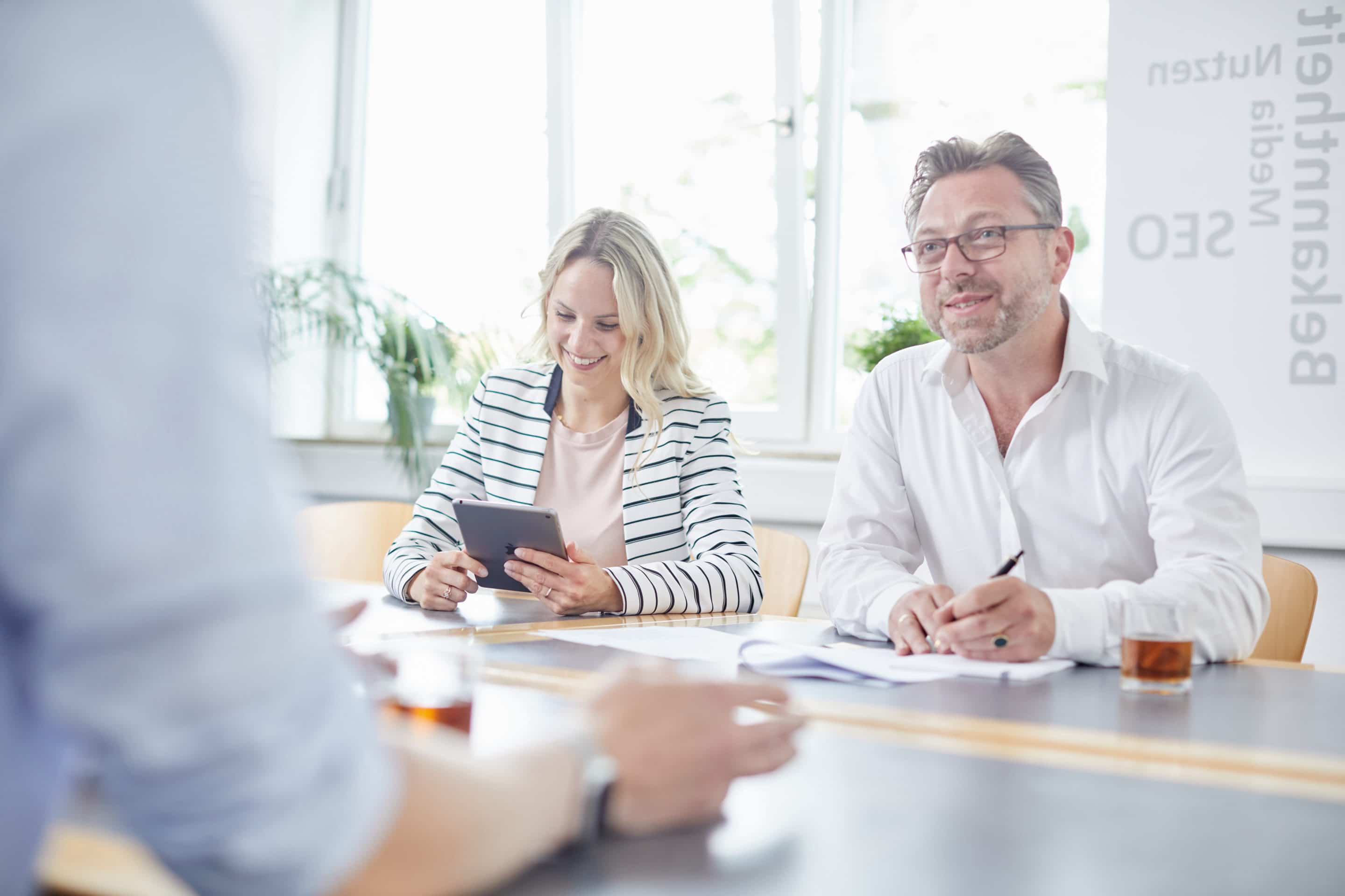 Unternehmenskommunikation: von intern bis extern - Aufgesang